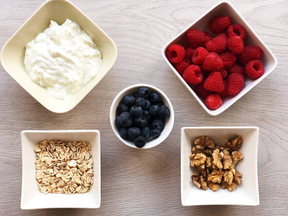 Fit deser owocowy z orzechami - NaszPrzepis - sprawdzone przepisy